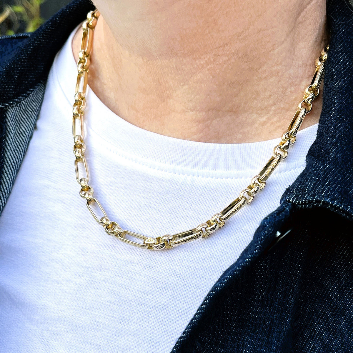 ANTIQUE EDWARDIAN 14ct YELLOW GOLD ENGRAVED CHAIN - Rock & Vestige